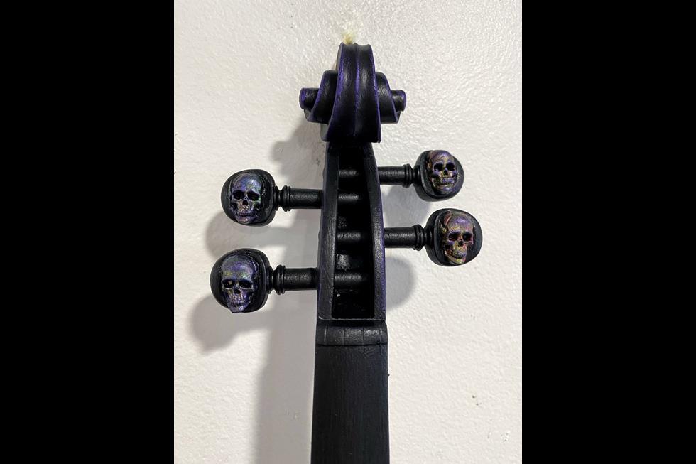 The Strad - Photo gallery: artist transforms broken violins into unique ...